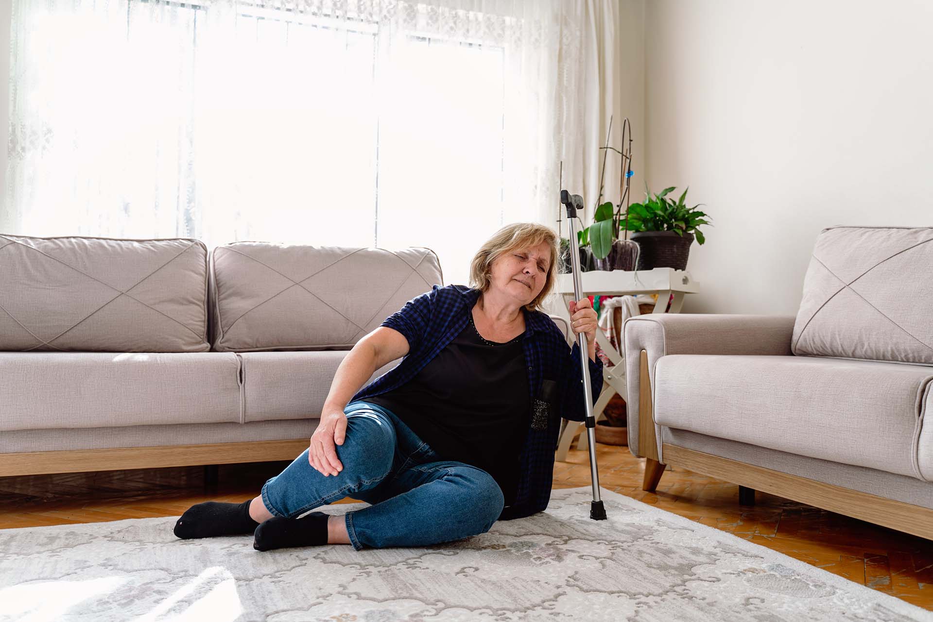 LIVING SAFELY AT HOME: TIPS FOR AVOIDING ACCIDENTS & STAYING ACTIVE ...