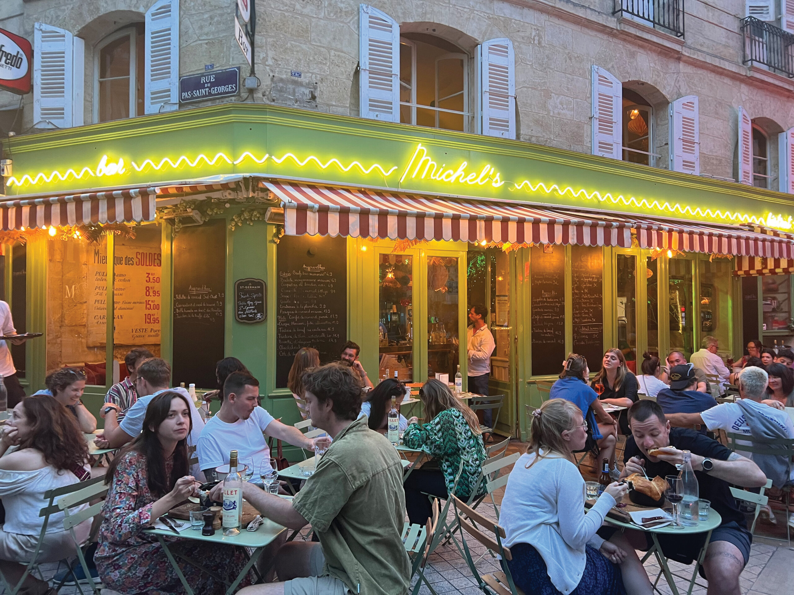 AN AFTERNOON IN BORDEAUX FRANCE WITH JANE & LAUREN AT BETTER LIVING ...